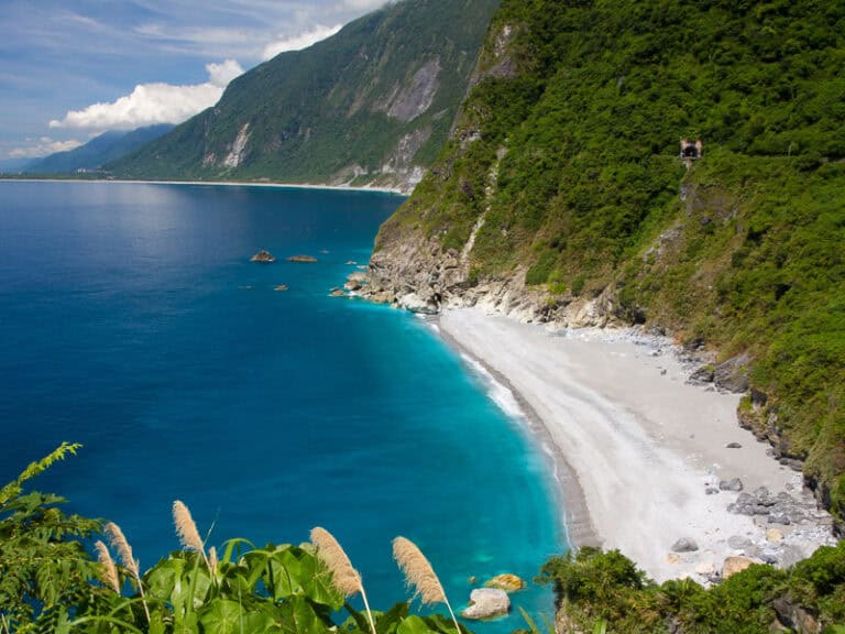 A Travel Guide to Hualien, Taiwan’s Largest County - Taiwan Obsessed