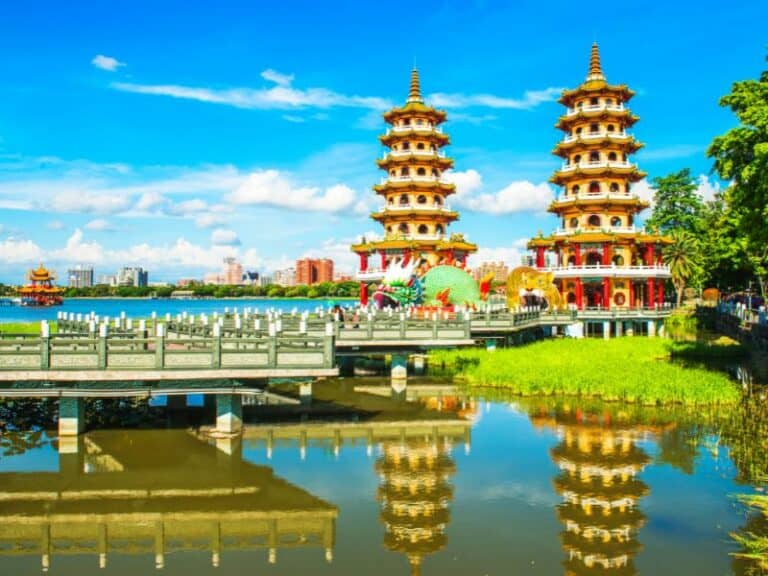 30+ Fun (and surprising!) Facts about Taiwan - Taiwan Obsessed