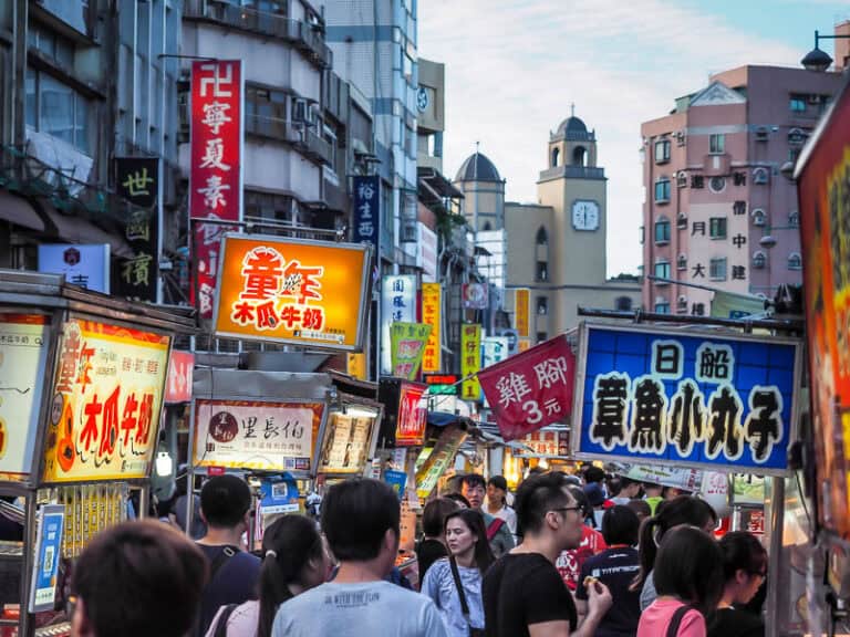 What to Eat at Ningxia Night Market in Taipei (with map!) - Taiwan Obsessed