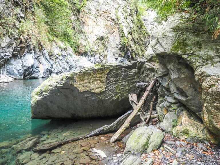 Lisong Hot Spring: How to Visit Taiwan’s Prettiest Wild Spring - Taiwan ...