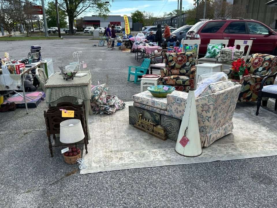 ST. PIUS X CATHOLIC CHURCH MEN'S CLUB FLEA MARKET /CRAFT SHOW – Norfolk ...