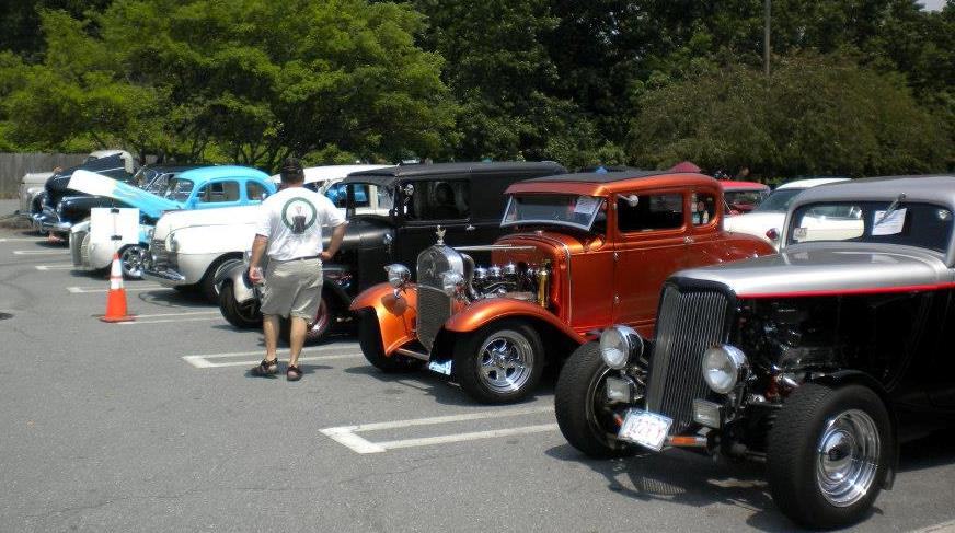 8th Charity Car Show hosted by the Road Runners Car Club – Chelmsford ...