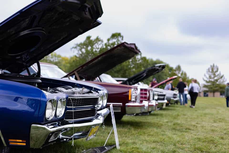 Show & Shine Car Show and Swap Meet – Glendale Heights, IL ...