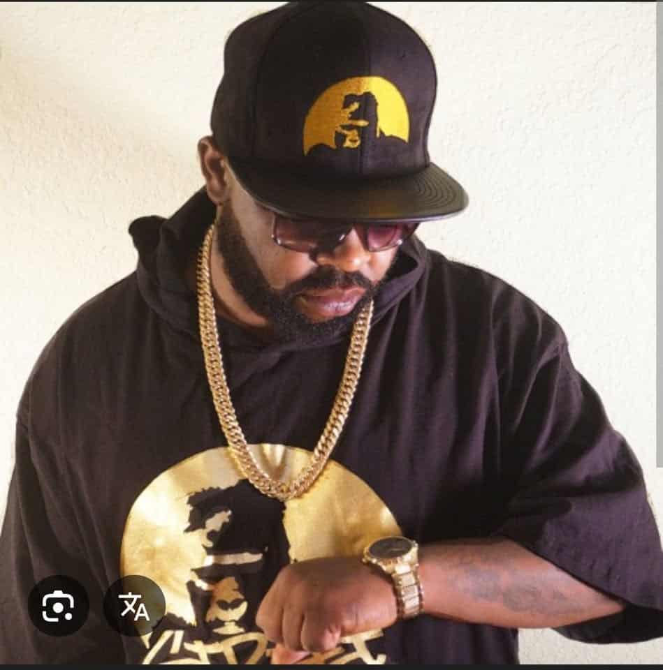 S.W.F.L. Classic (Truck-Bike-Car Show) Frank Lini & Cupid &69 Boyz ...