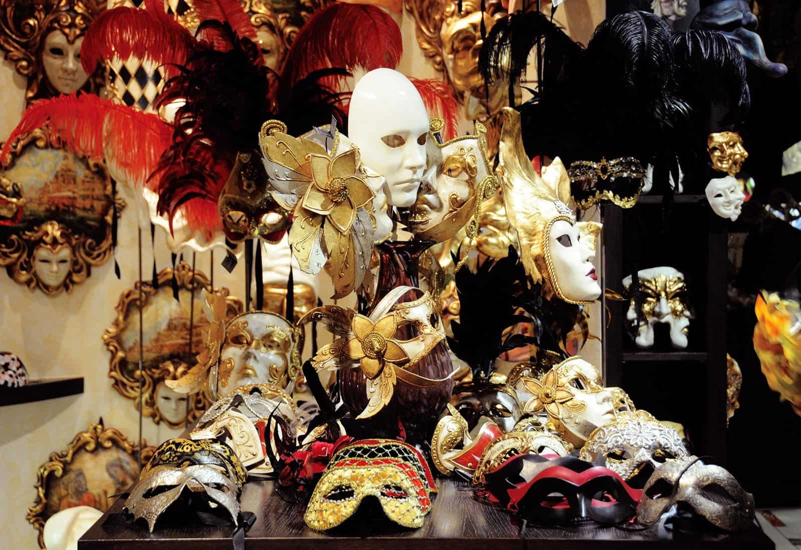 The Art of Venetian Masks for the Carnival of Venice | Craftsmanship ...