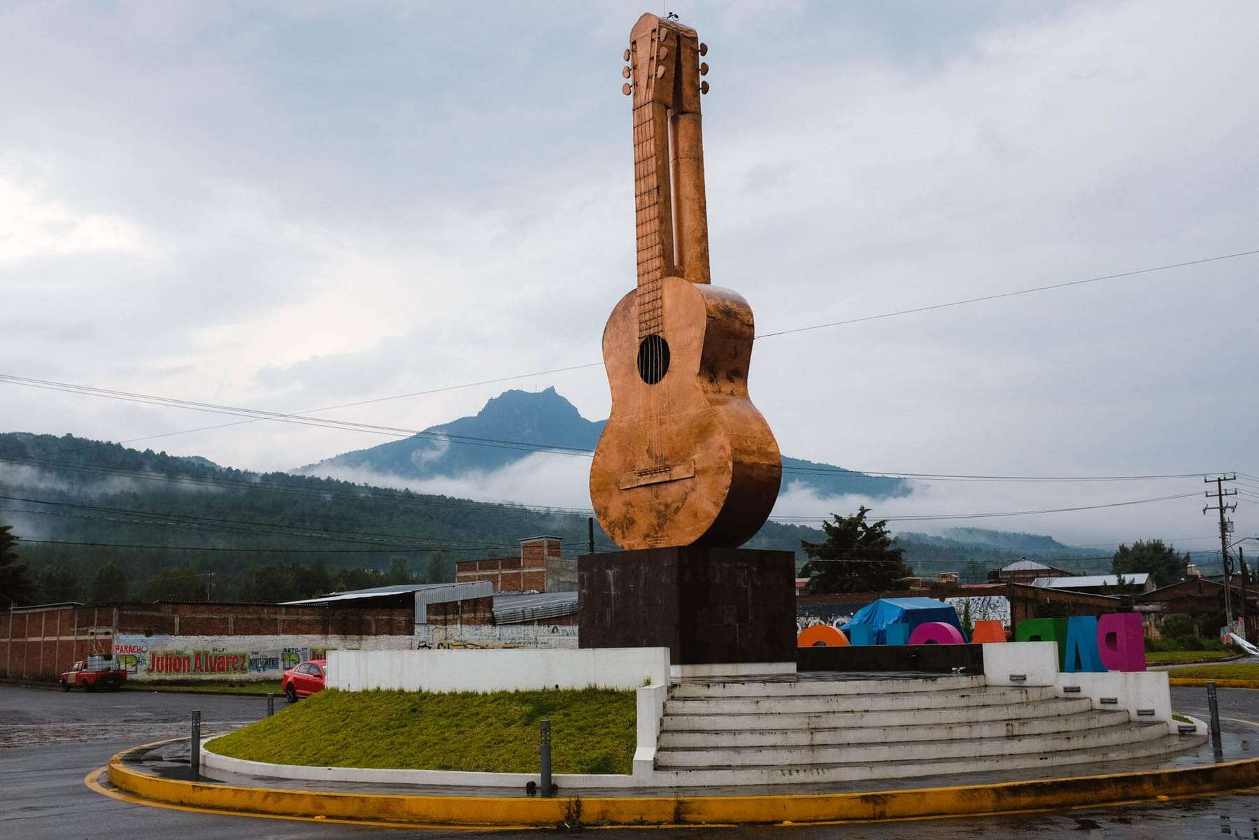The Master Guitar Makers of Paracho, Mexico | Craftsmanship Magazine