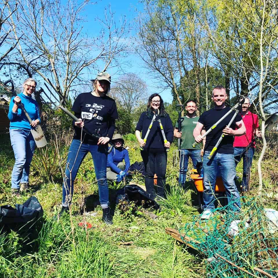 Volunteer – Ealing Wildlife Group