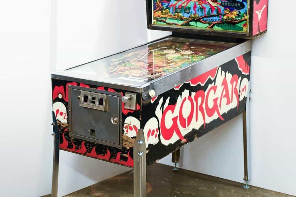 1979 WILLIAMS GORGAR PINBALL MACHINE - AuctionsOntario.ca