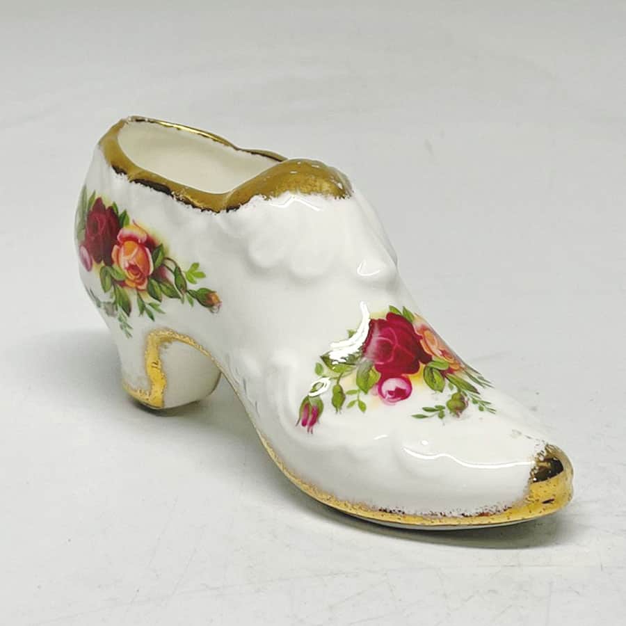 Royal Albert Old Country Roses Shoe - Clyde on 4th Antiques & Collectables