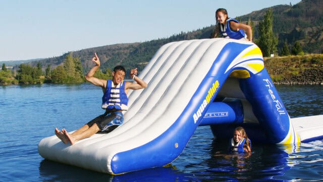 Aquaglide Freefall™ Extreme - Inflatable Water Slide