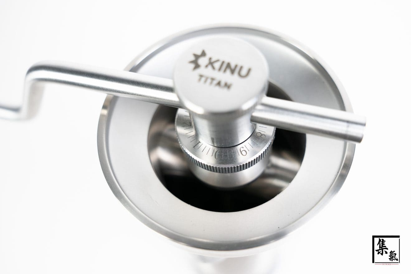 Kinu M47 Titan 手搖磨豆機（行貨2年保養） – 集氣箱 Entrebox