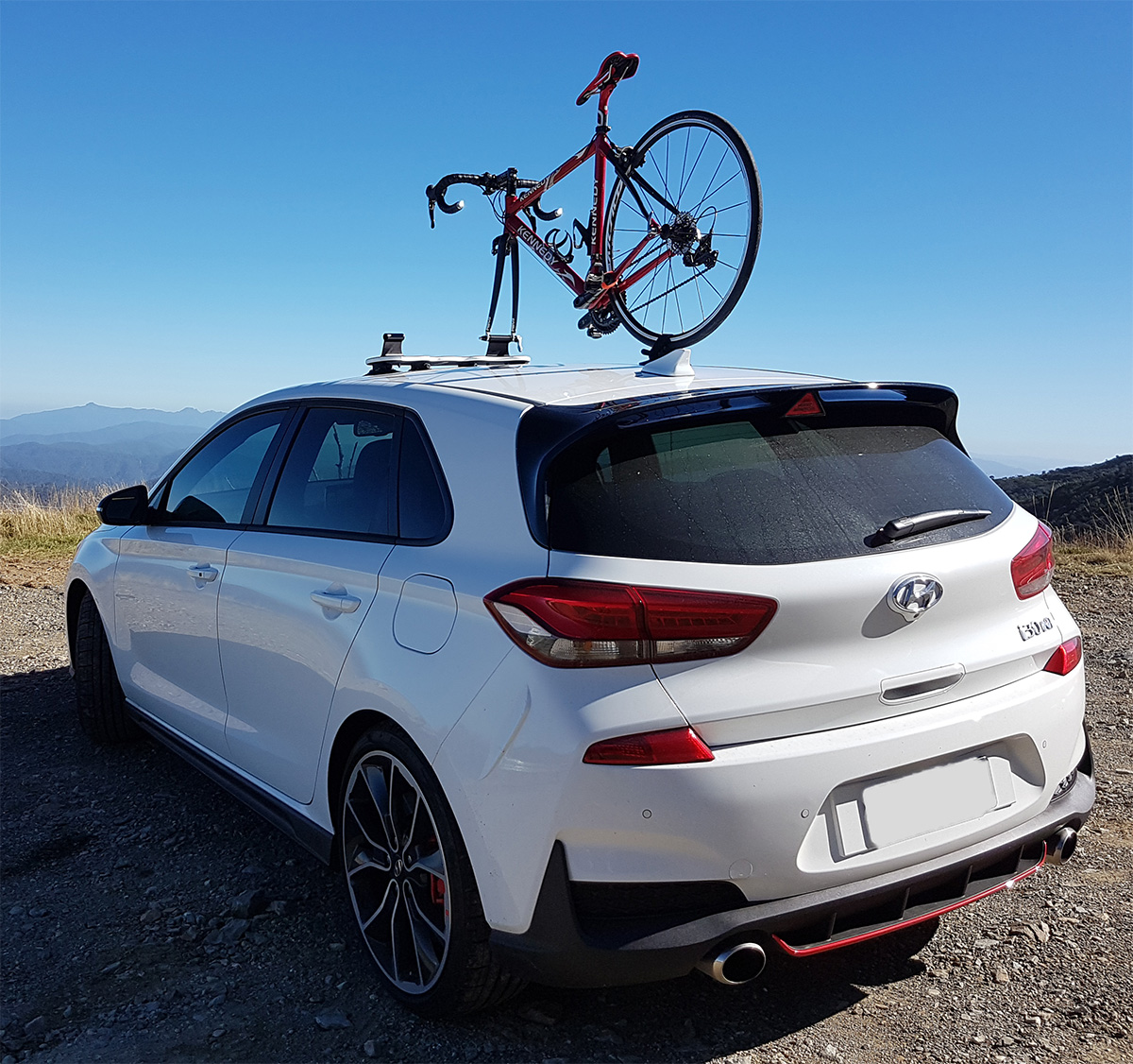 Hyundai i30 Bike Rack - SeaSucker Down Under