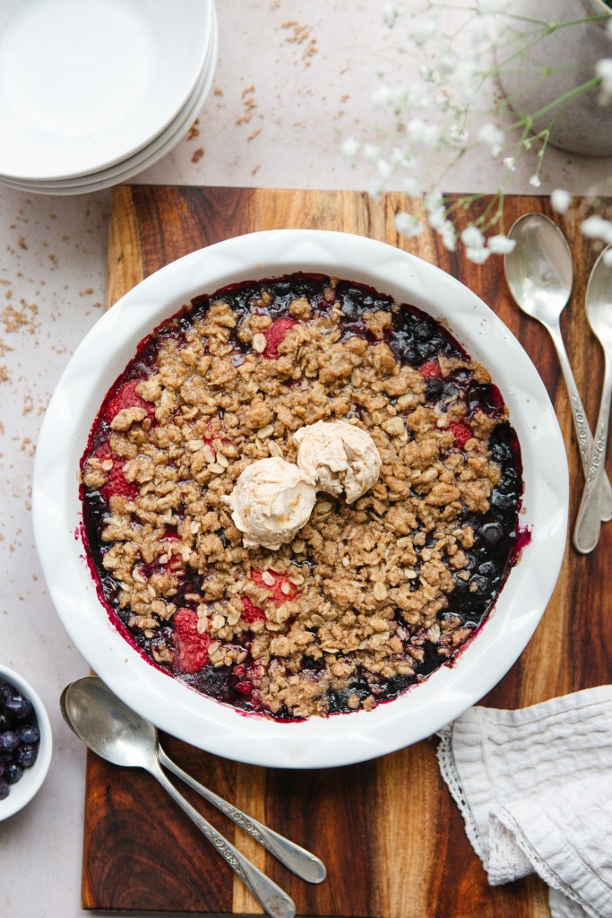 Berry Crisp with Frozen Fruit - Tastes of Thyme