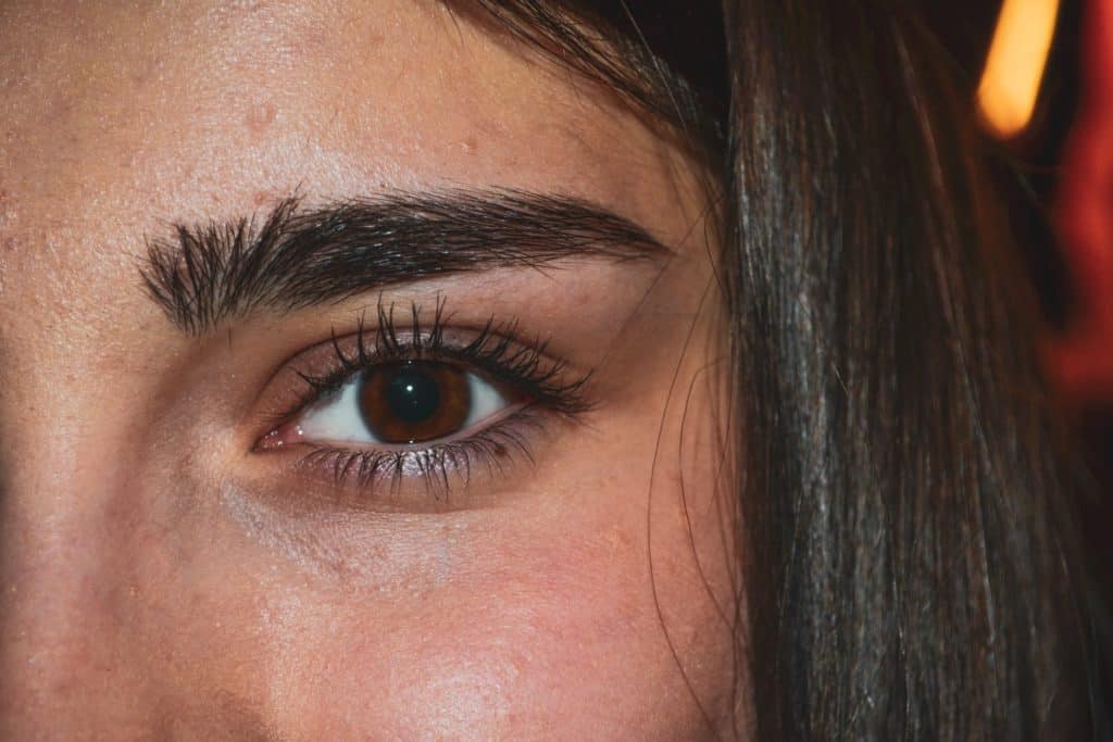 Low Eyebrows Makeup Guide - Luxe Luminous