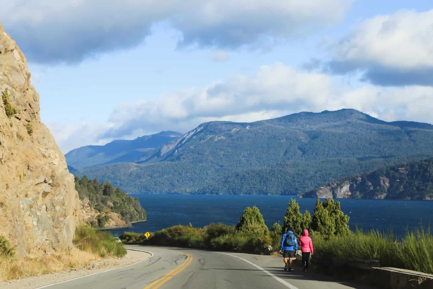 Argentina Road Trips: Routes, Scenic Drives, and Local Tips