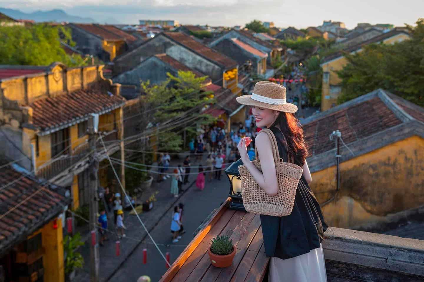 Top 10 Places To Get The Best Coffee In Hoi An | Hidden Gems Cafes? - Vietnam Is Awesome