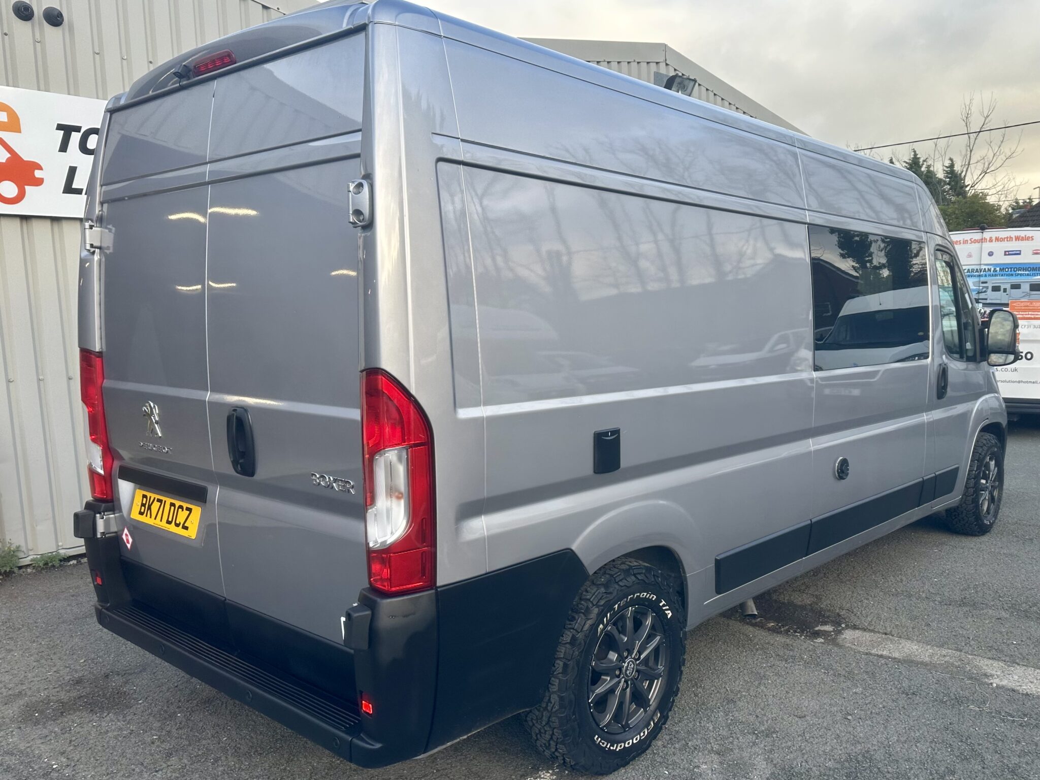 Peugeot Boxer 335 Pro L3H2 BHDI 3 Berth Camper (2021) - Bridgend ...