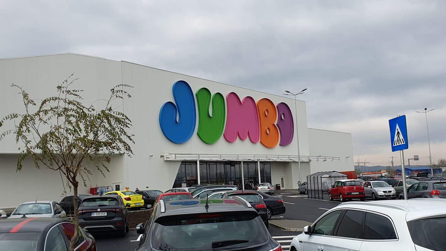 VIDEO FOTO: Sibienii au golit rafturile magazinului Jumbo - Pe unele ...
