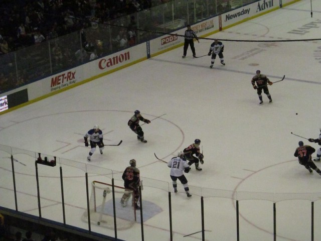 What is the bumper play in hockey? - Hockey Answered