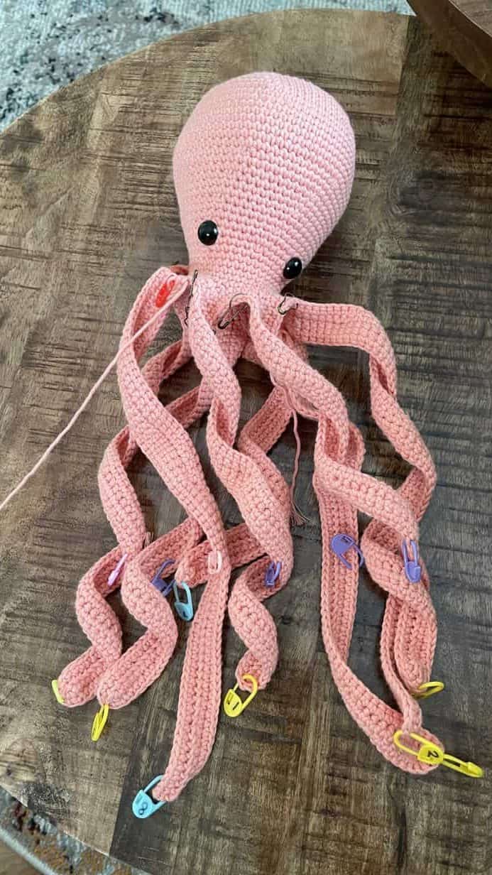 Octopus Crochet Pattern: Free Pattern + Video Tutorial