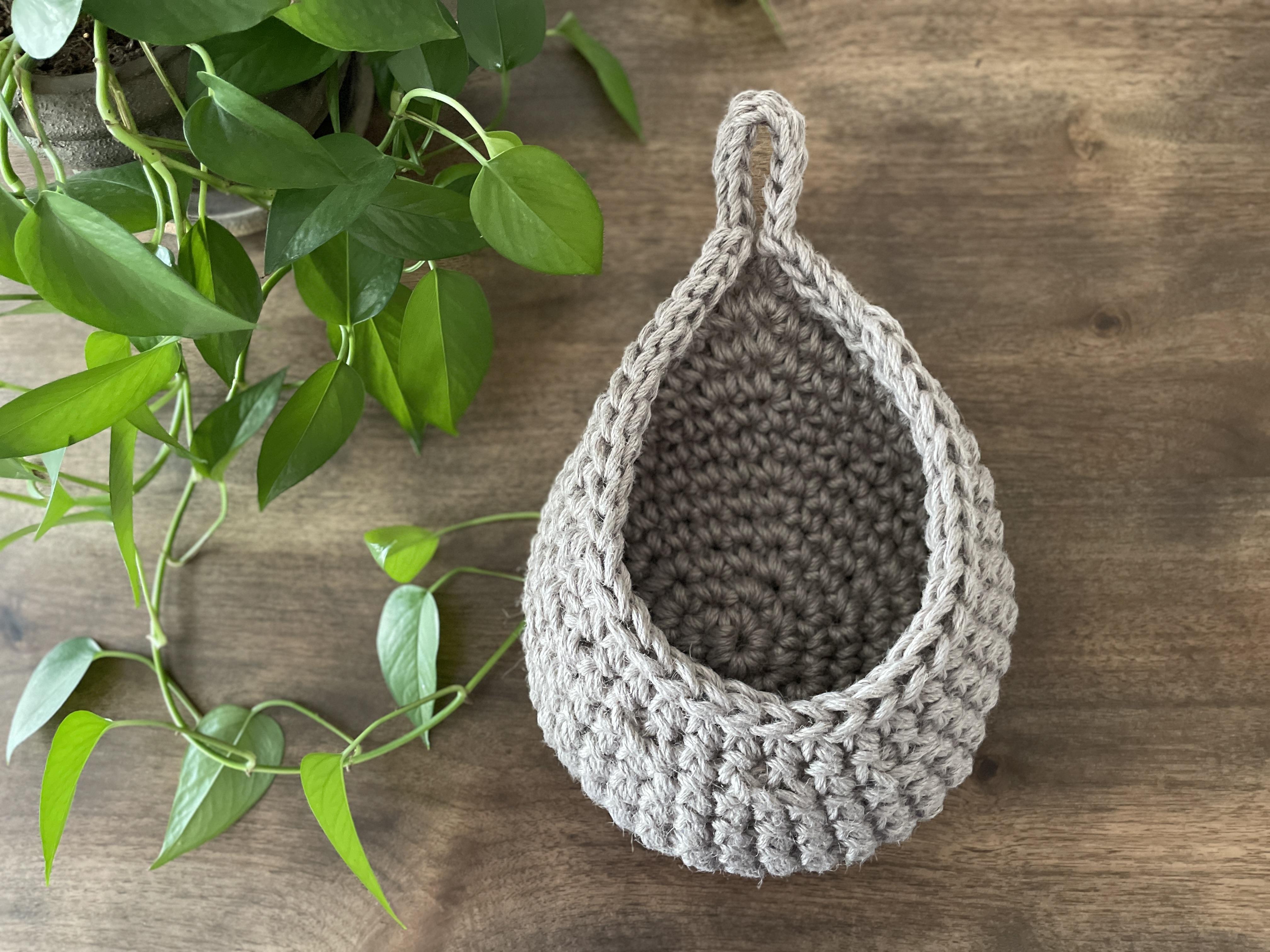 Hanging Basket Free Crochet Pattern