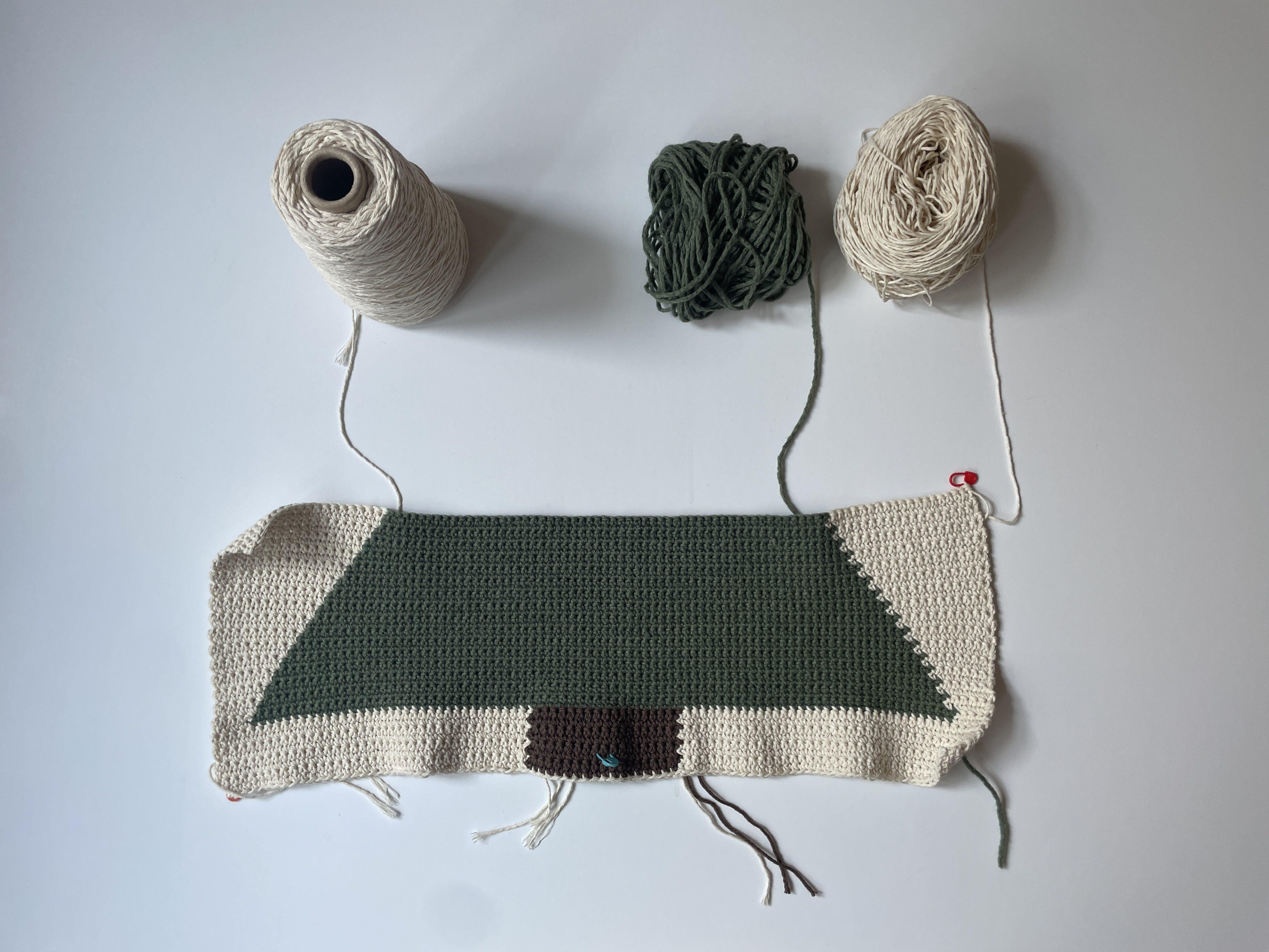 Crochet Advent Calendar Pattern: Free Festive DIY Holiday Decor!