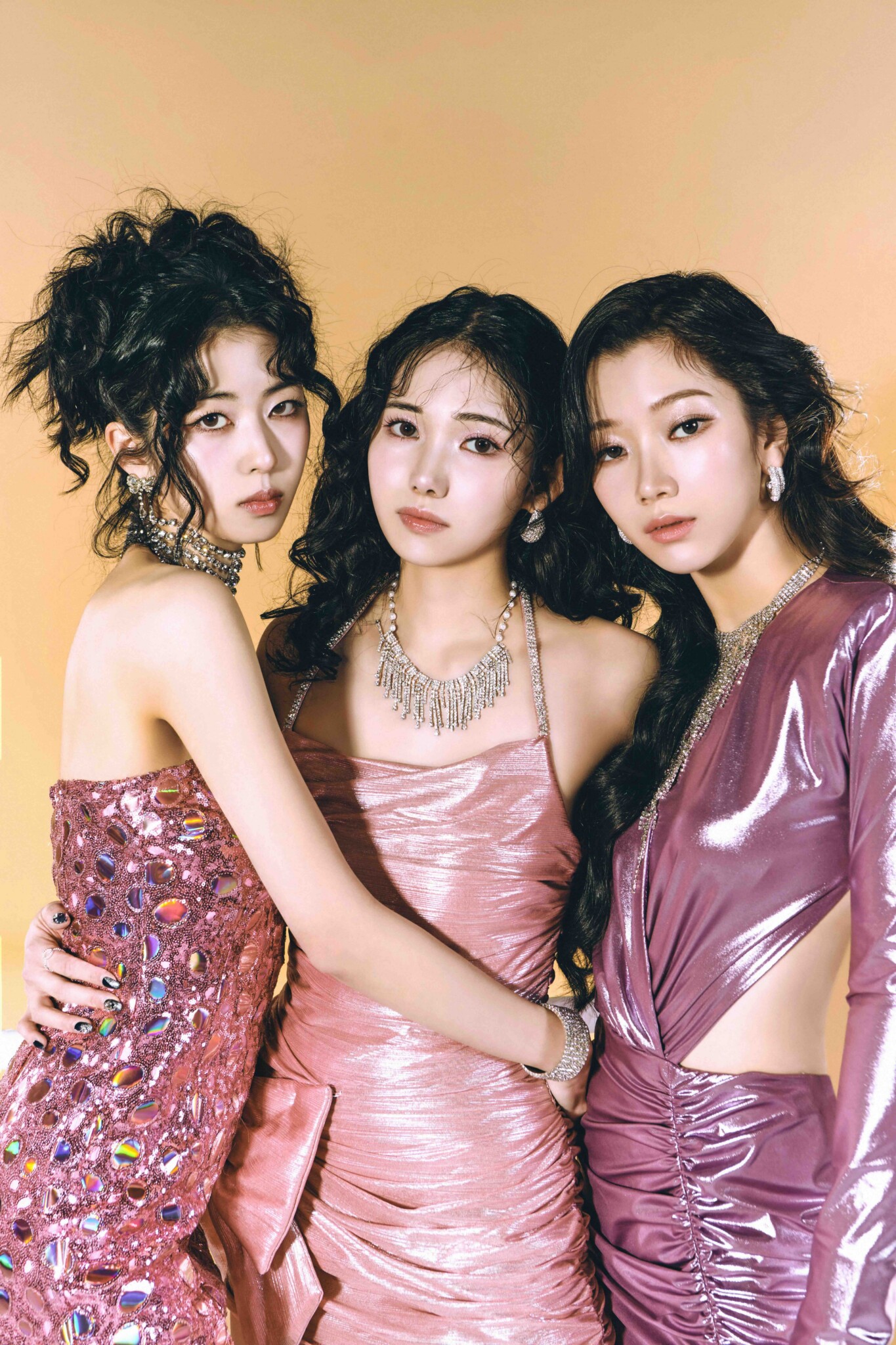 Meet IS:SUE, the rising stars of J-pop - JoySauce.com