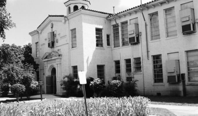 old school square e14