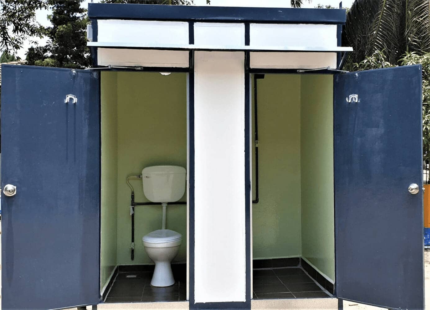 Toilet Portable Cabin | Deluxe – Insulated White Deck Panel Wall – 100% ...