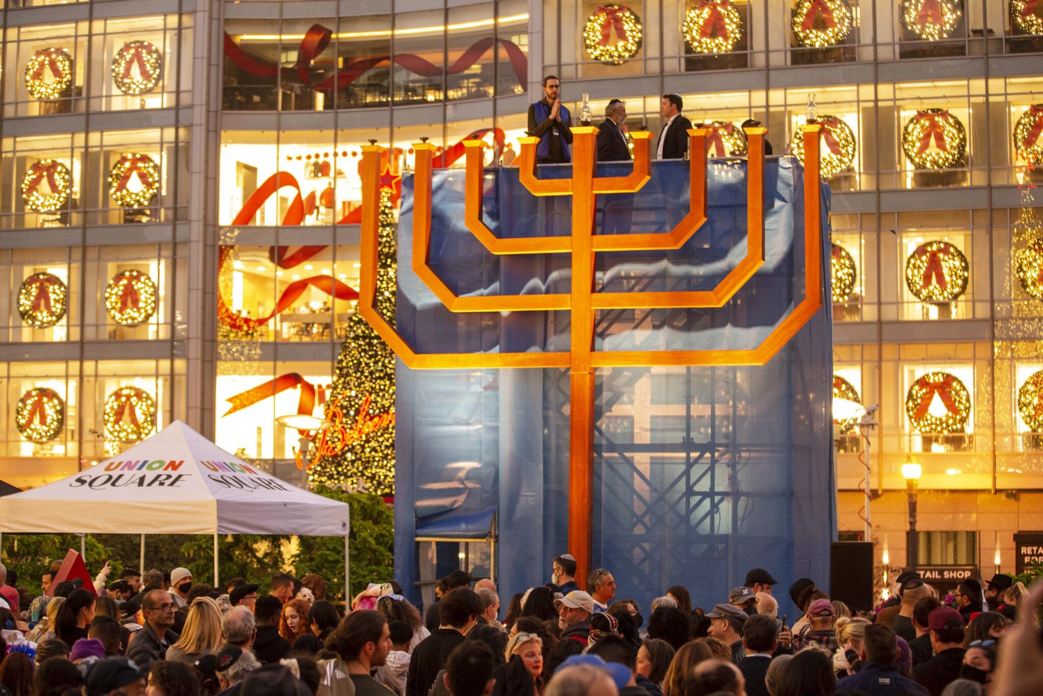Union Square's 2024 Chanukah Festival: 25-Foot-Tall Menorah: 7th Night