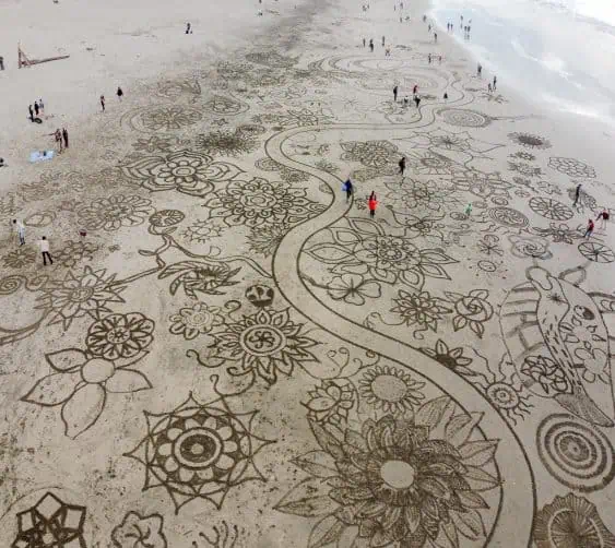 Sand Art Party: Build a Massive Masterpiece Together (Ocean Beach)