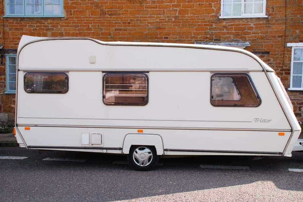 Painting a Caravan Exterior by The Listed Home