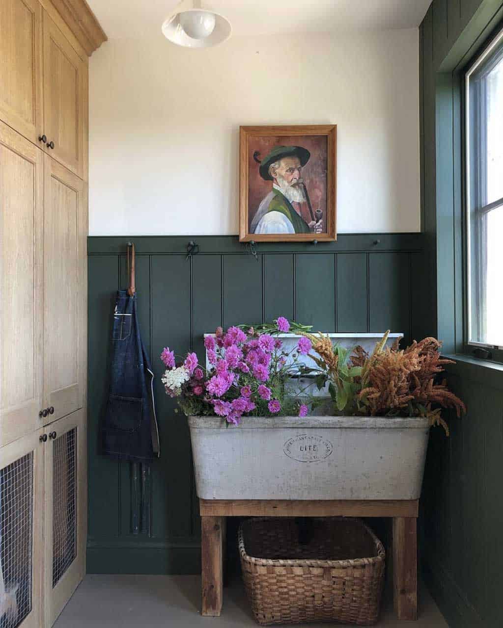 12 of the Best Dark Green Paint Colours for Every Interior