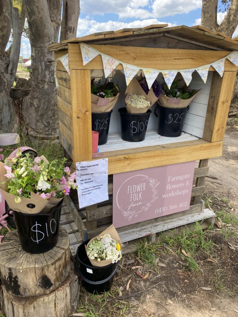 Flowerfolk Farm - Roadside Stalls