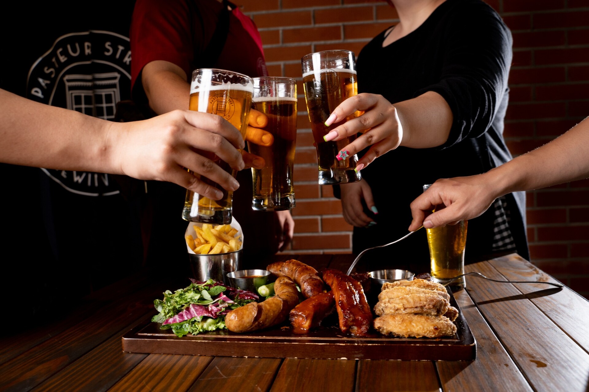 6 Best Bars With Craft Beer In Ho Chi Minh City | Guide To Delicious ...