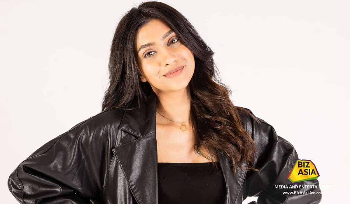 BritAsia TV presenter Raj Shoker to debut in Punjabi film 'Jind Mahi'