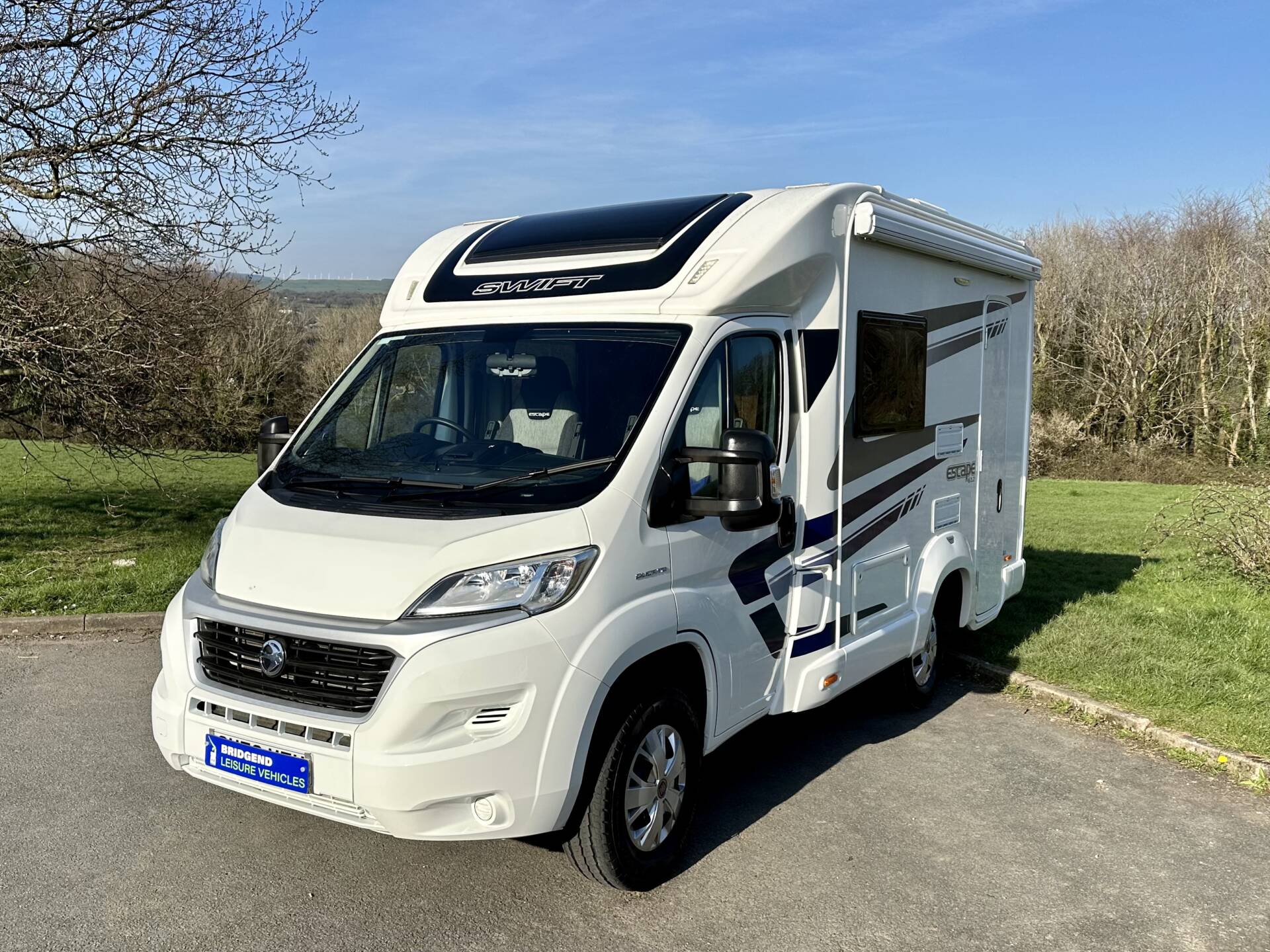 Swift Escape 612 2 Berth Motorhome (2021) - Bridgend Leisure Vehicles