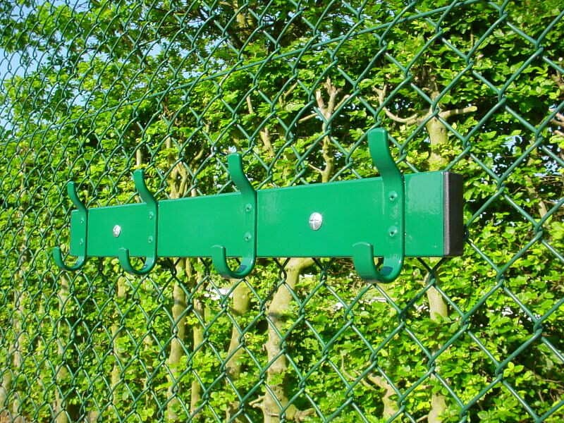 Tennis court kit hanger pegs - Sportsmark