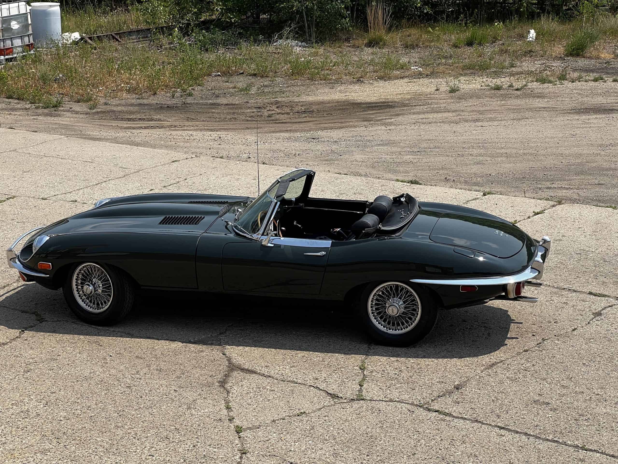 black jaguar e type