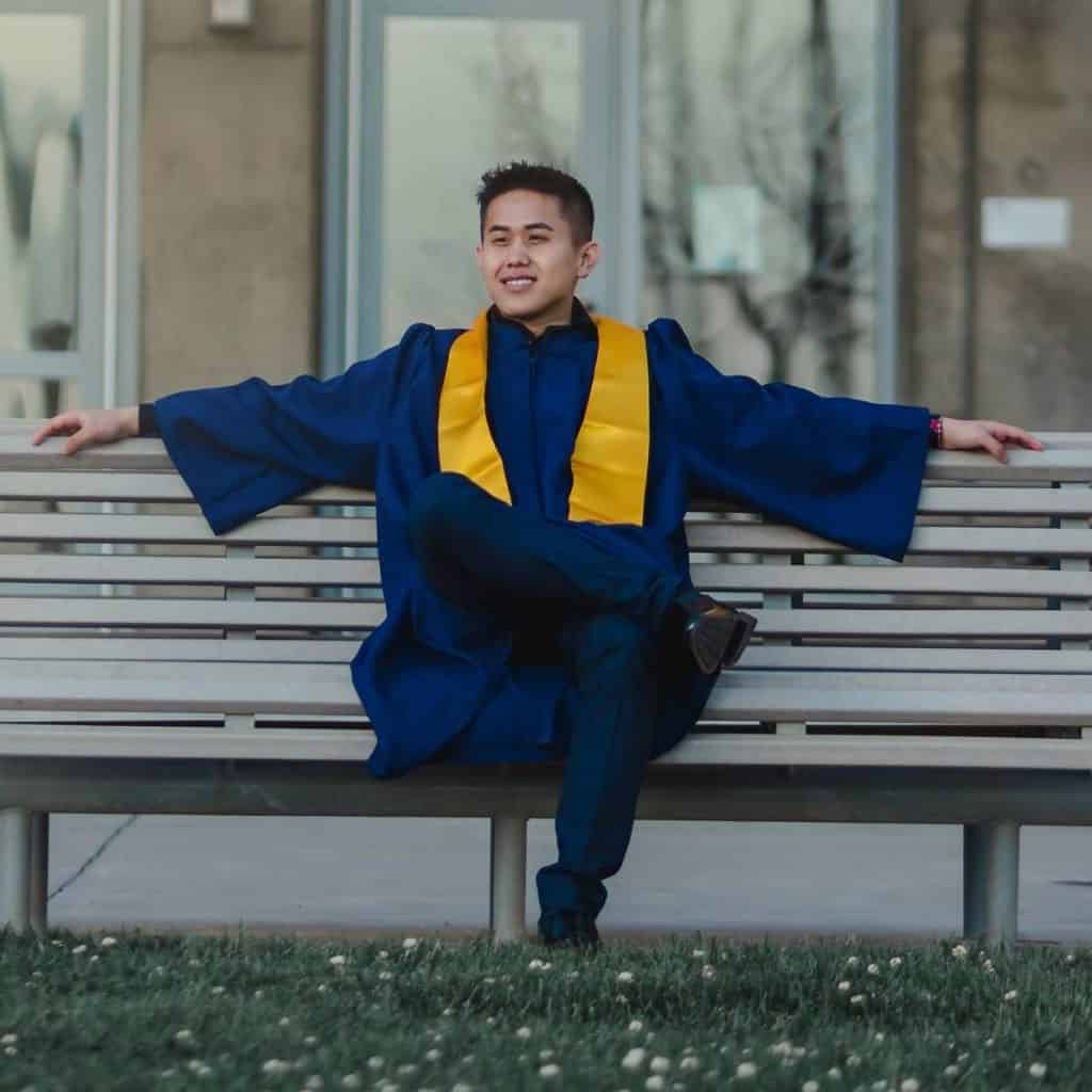Meet Ya Yang, Honors Graduate – HMONG AMERICAN EXPERIENCE