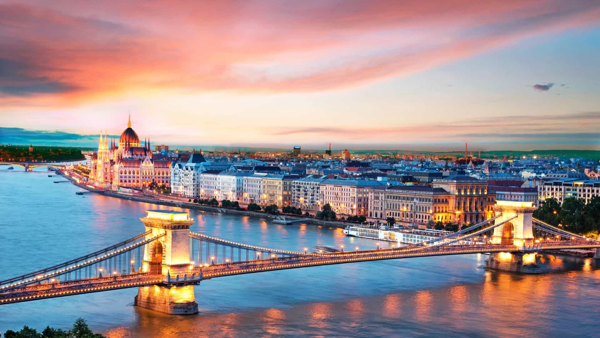 Budapest | Portugalessence.com