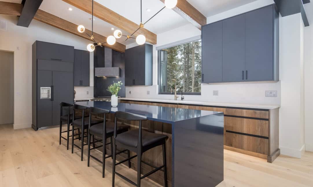 creative cabinetry inc