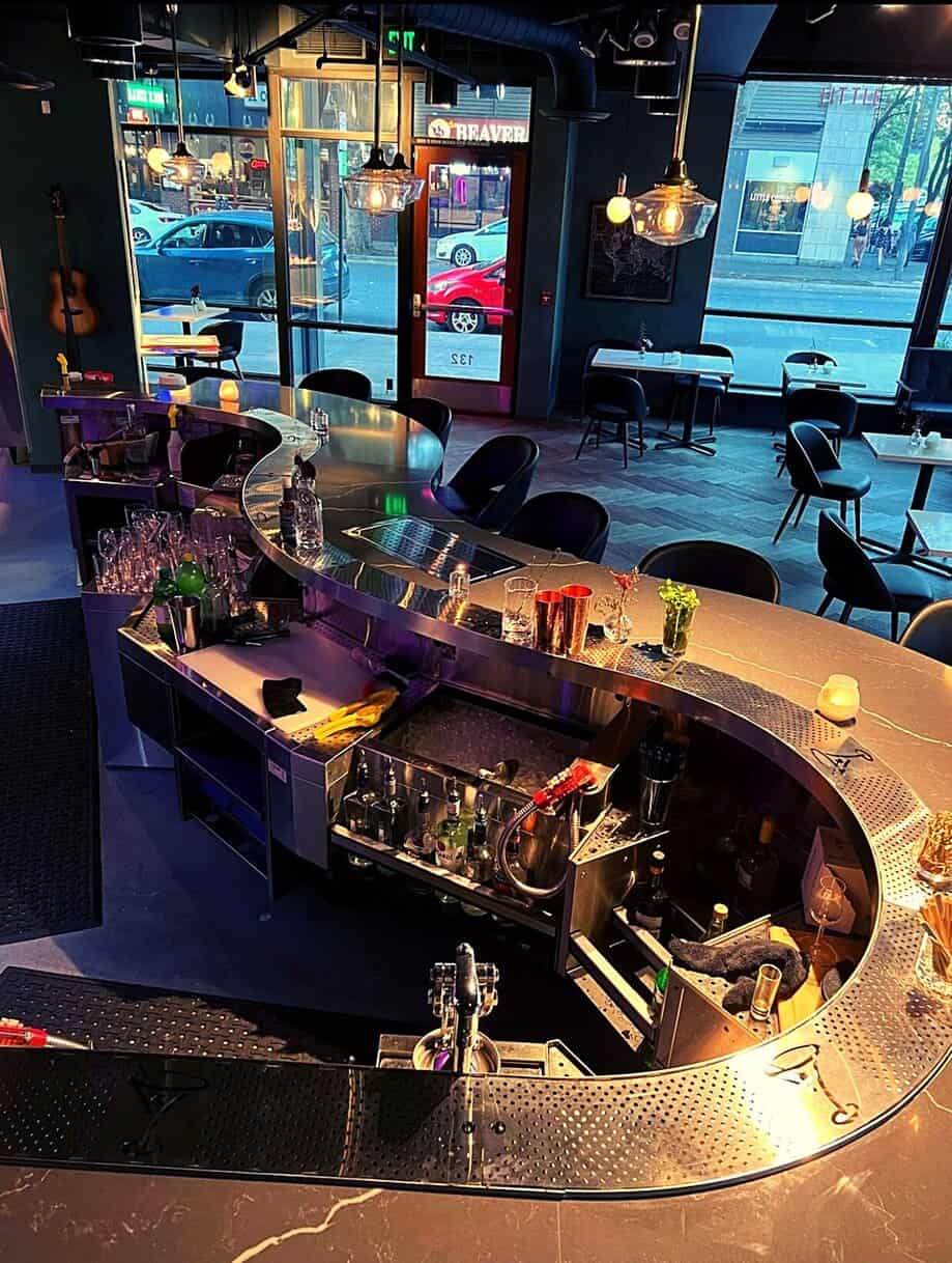 Framing A Curved Bar