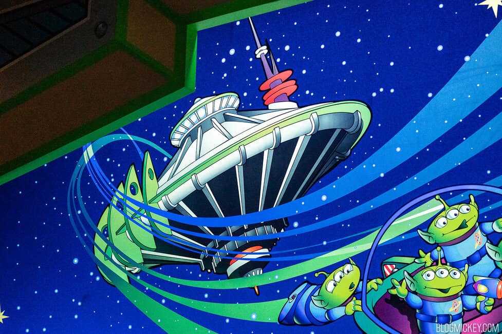 buzz space ship