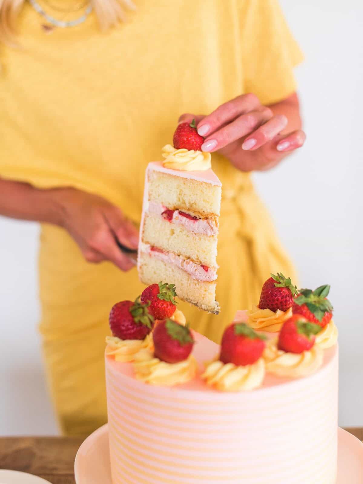 strawberry milkshake cake