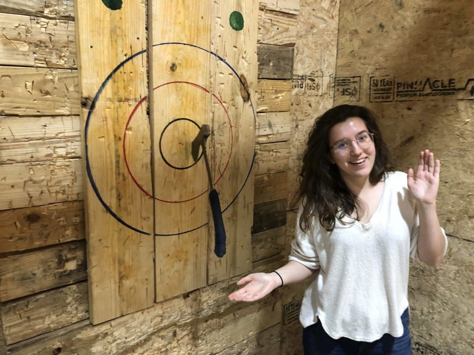 lumberjack axe throwing