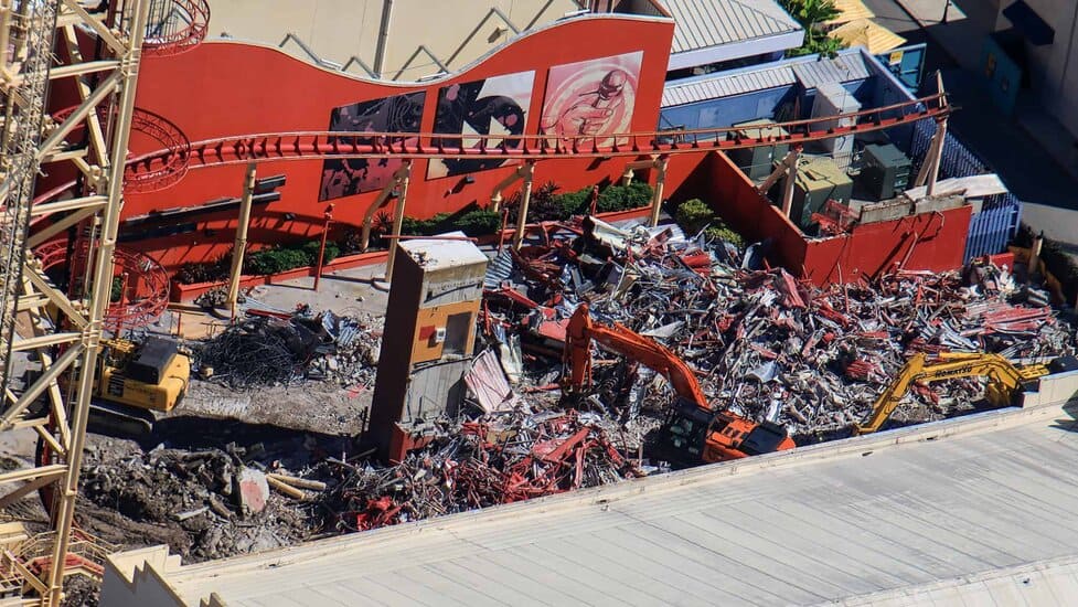 universal tornado ride