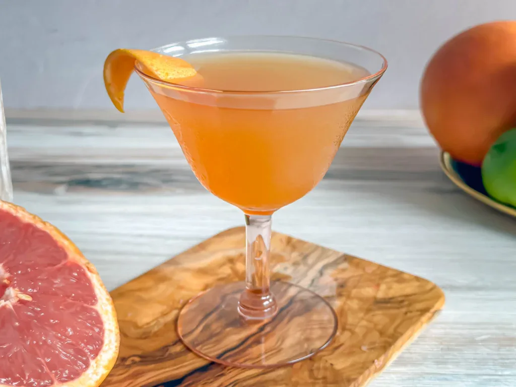 Brown Derby Cocktail Recipe with Bourbon & Grapefruit