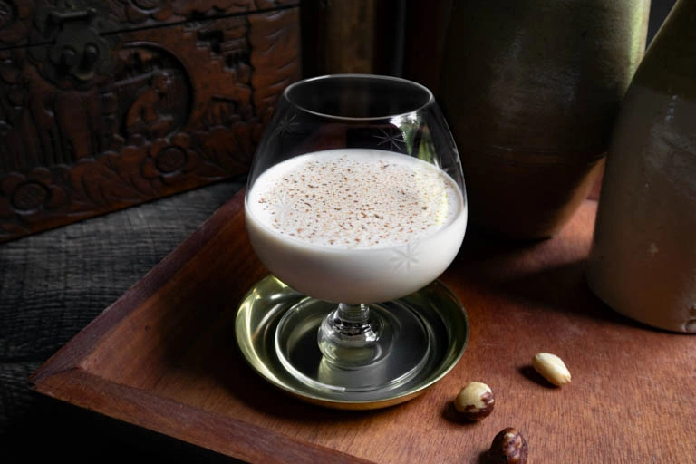 Sweet and Creamy Nuts and Berries Drink Recipe