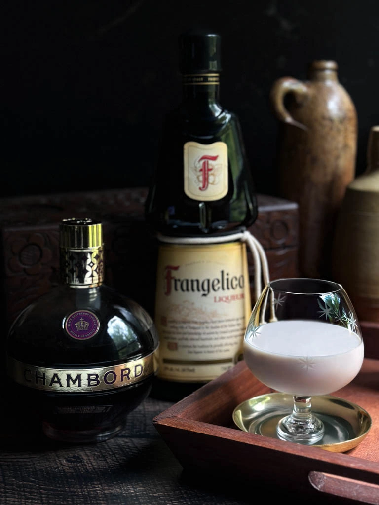 Sweet and Creamy Nuts and Berries Drink Recipe